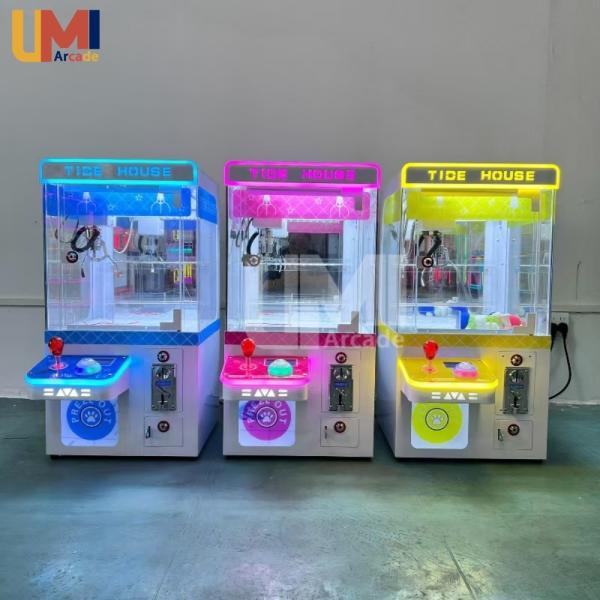 Quality Popular Table Top Claw Machine Children Plush Toys Mini Claw Machine Prizes Coin for sale