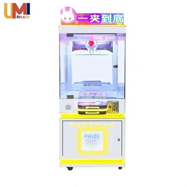 Quality Custom Coin-Operated Arcade Vending Games 40 Clips Prize Gift Claw Machine Game for sale