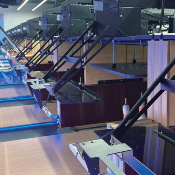 Quality CE Certificated Bowling Lane Complete Set Indoor Bowling Alley Equipment Wood for sale