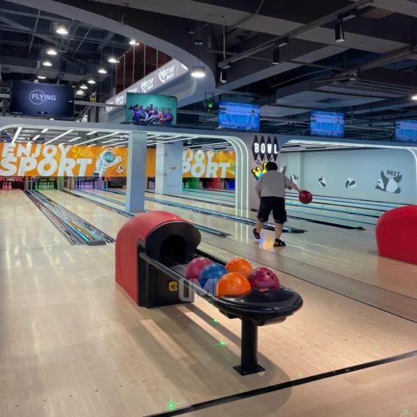 Quality Professional Bowling Alley Indoor Sports Bowling Equipment Standard String for sale
