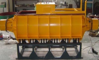 China Gebogen Muur Lineaire Type Automatische Trillings het Eindigen Machine voor metaaldelen Te koop