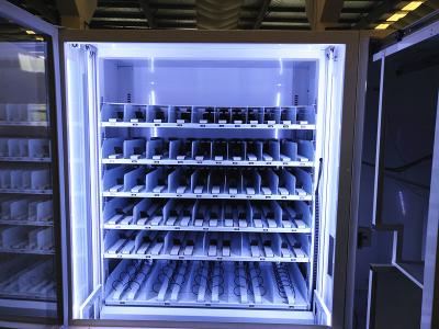 Cina Mini distributore automatico del mercato degli spuntini elettronici dei prodotti con lo schermo LCD di pubblicità in vendita