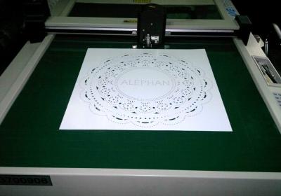 China Paper delicate design sign sample cutter contour cutting for sale