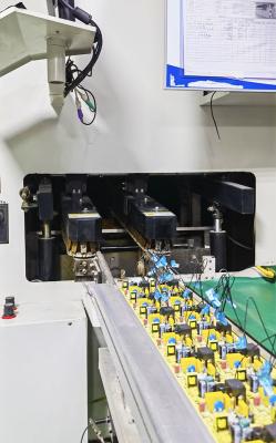 China 400mm PCB Lead Free Wave Solder Machine Upper Exhaust Auto Feed RF-400B for sale