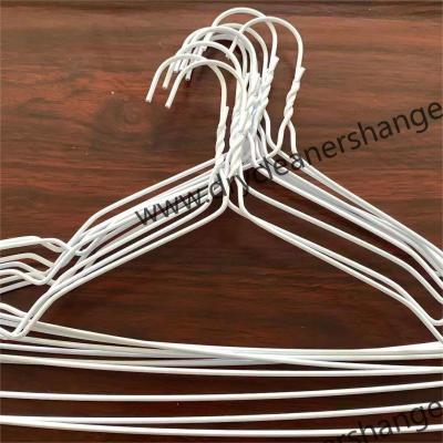 China Gepersonaliseerde Plastic Coated Wire Hanger Duurzame sterkte Wit Blauw Geel Of Gepersonaliseerd 650 Dozen / 20ft Container for sale