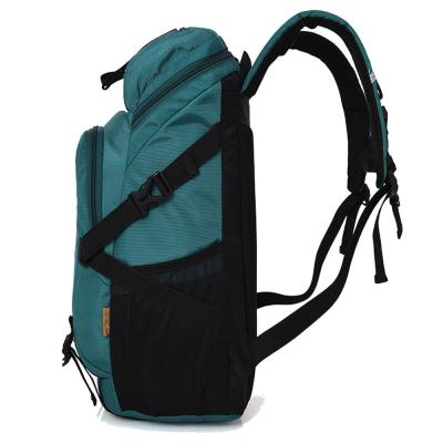 Cina Logo e colori su misura zaino di nylon impermeabile leggero della borsa di sport in vendita