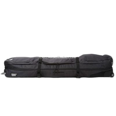 China Reinforced Top Handle Outdoor Sports Bag with iPad Compartment and Waterproof Nylon for Gym and Travel for sale