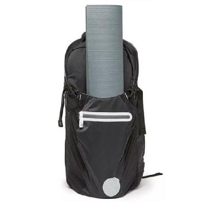 Cina Yoga innovatrice di nylon resistente Mat Backpack dell'acqua in vendita