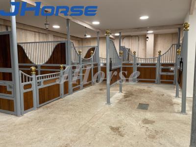Китай Конюшня лошади двери качания деревянная гальванизированная Equine обшивает панелями 3.5m 3.6m ISO9001 продается