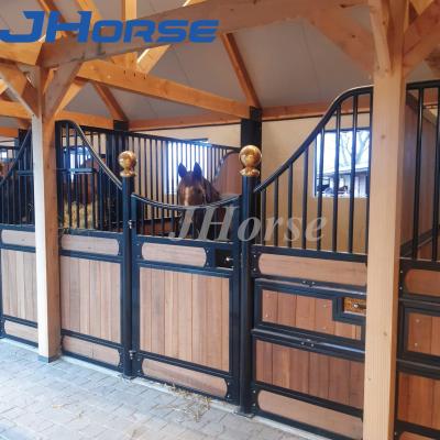 Cina Il cavallo prefabbricato d'acciaio di pagina 2.2m blocca la corrosione stabile Prroof del cavallo portatile in vendita
