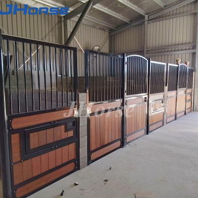 China Gegalvaniseerde paardenstallingsfronten Klassieke paardenapparatuur voor paardenstallen for sale
