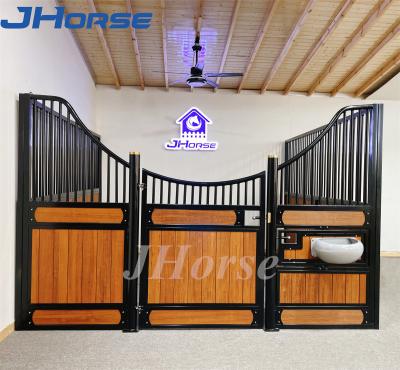 China 2.2m Height Outdoor Horse Stalls Steel Structure Building Prefabricated for sale