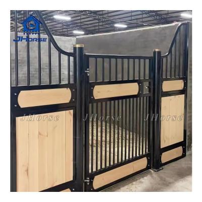 China Persoonlijke paardenstaldeur Sterk, mooi en weerbestendig met schommel- of schuifdeur Feature Europese paardenstalletjes Te koop
