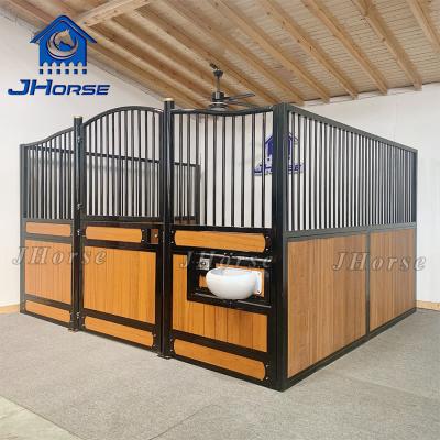 China Customized Welded Weave Steel Horse Stall With Bamboo Filling Wood for sale