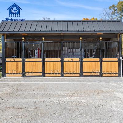 China European Horse Stalls Fully Customizable With Corrosion Resistant Metal Material for sale