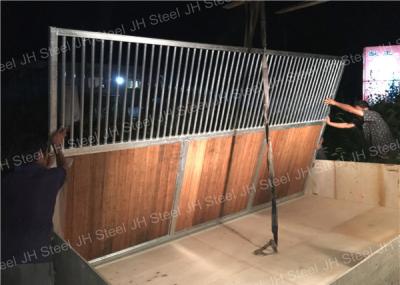 Cina Jinghua personalizza le parti anteriori stabili scorrevoli di una stalla del cavallo di bambù della porta in vendita