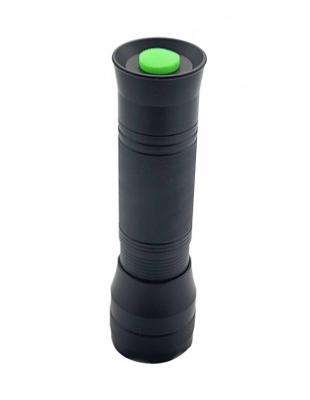 Cina zoom di tempo di esercizio della torcia elettrica 4hours di 400lm LED 164g 4.4x14.1 (15,8) cm IPX5 regolabile in vendita