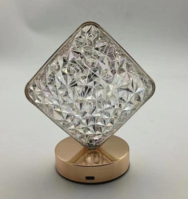 Cina Decorazione a pile di Diamond Table Lamp For Home della luce notturna dei bambini intelligenti in vendita