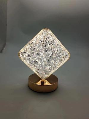 Cina Decorazione a pile di Diamond Table Lamp For Home della luce notturna dei bambini intelligenti in vendita