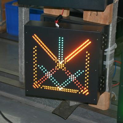 中国 EN12966車線制御LED交通信号VMSの交通矢板 販売のため