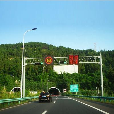 China Exhibición dinámica de la instrucción de la seguridad vial de las señales de tráfico de P20 LED en venta