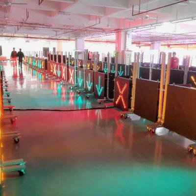 中国 プログラム可能なP16 vMSによって導かれる表示板の交通整理情報 販売のため
