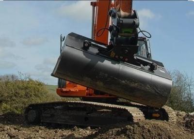 China Construction Mini Digger Tilt Bucket , Micro Excavator Buckets For 1 Ton 3 Ton for sale
