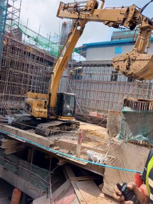 Cina Escavatore braccio telescopico 18M 20M per escavatore Cat320 vendita bene nei paesi del sud-est in vendita