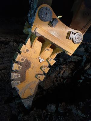 Cina EC480 Excavatore di roccia pesante con braccio di roccia con spaccatore ZX470 in vendita