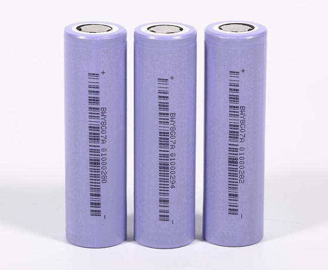 Battery terminal details