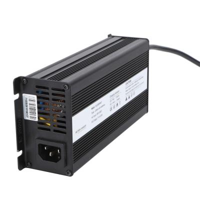 China Anpassungsfähige intelligente Batterieladegeräte Ausgang 12V/24V/36V/48V/60V/72V/84V/96V zu verkaufen