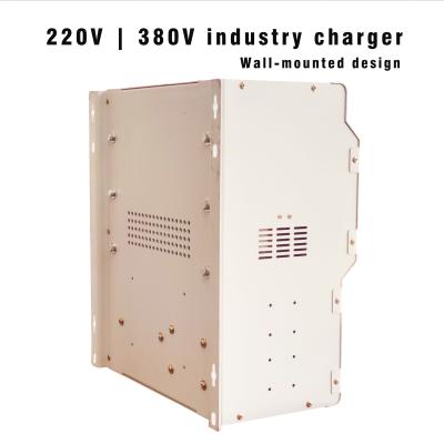 Cina 12V 24V 48V 80V 96V 6400W Caricabatterie industriali connettore CC personalizzabile raffreddamento aria / acqua in vendita