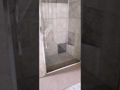 Dimensione facile di Customerized dell'installazione delle porte Frameless di vetro della doccia temperata bagno