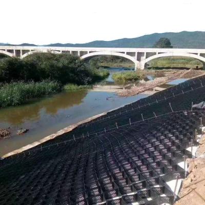 Cina Geocella in HDPE a superficie testurizzata per la stabilizzazione della ghiaia verde e il rinforzo del terreno in vendita