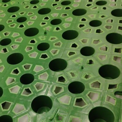 中国 現代のデザイン 黒緑色 HDPE 排水システムのための排水セルマットボード 販売のため