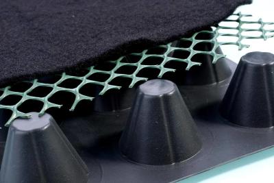 Cina Tavola di drenaggio in plastica HDPE da 1 a 3 m di larghezza Una soluzione per la moderna costruzione ferroviaria in vendita