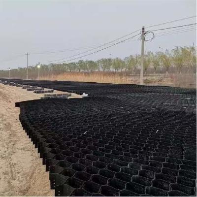 Cina Geocell verde HDPE Geocelda per il rinforzo stradale in vendita