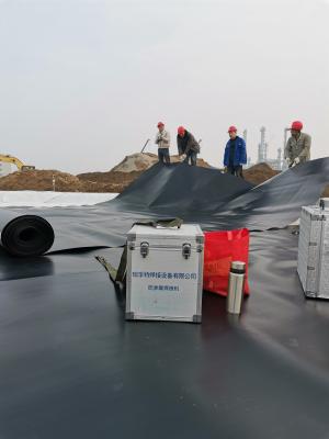 Cina Liner di discarica a geomembrana in HDPE impermeabile con larghezza da 1m a 10m e materiale vergine al 100% in vendita
