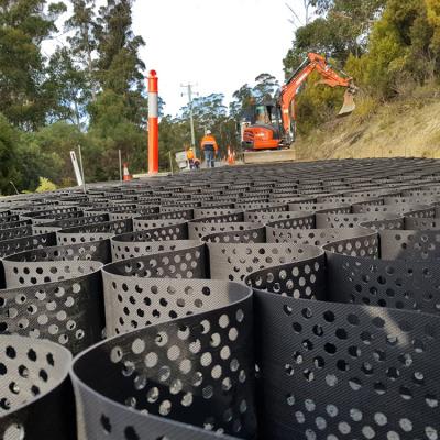Cina ASTM GRI GM13 Standard HDPE Geocell Honey Combo System per una protezione efficace dei pendii in vendita