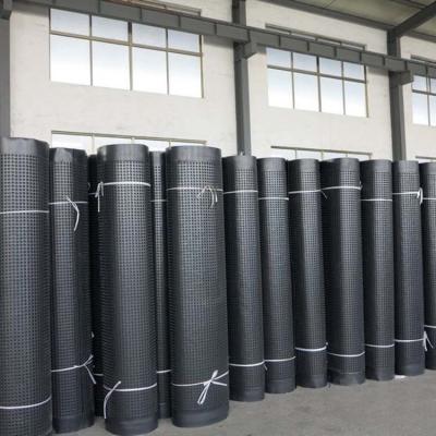 China Tabela de drenagem composta de buracos de HDPE de design moderno para sistema de drenagem de grama artificial à venda