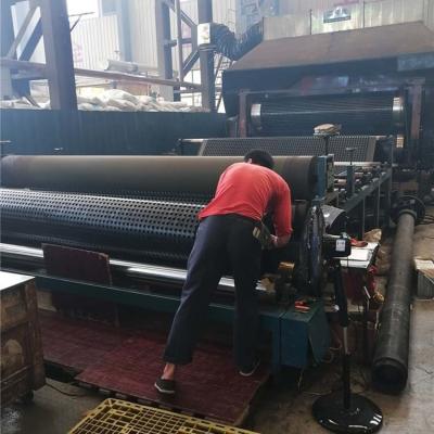 China Tabela de drenagem composta de buracos de HDPE de design moderno para sistema de drenagem de grama artificial à venda