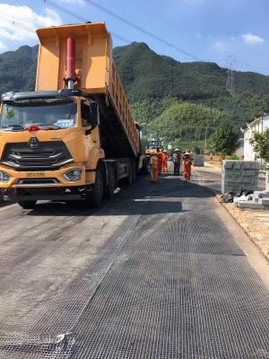 Cina CE/ISO9001 ISO14001 Approvato PP Plastic Biaxial Geogrid per la stabilizzazione del suolo in vendita