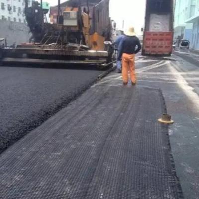 Cina Progettazione moderna Strade di rinforzo Fibra di vetro Asfalto Geogrids per le esigenze del cliente in vendita
