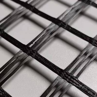 Cina Progettazione moderna Strade di rinforzo Fibra di vetro Asfalto Geogrids per le esigenze del cliente in vendita
