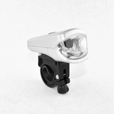 Cina Le luci di riciclaggio della strada antiurto 3.8cm, 900mAh impermeabilizzano le luci della bici in vendita