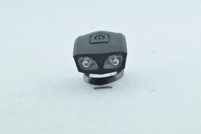 Cina Faro infiammante 2pcs, faro montato casco del casco della bici del LED in vendita