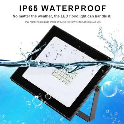 Cina Alta potenza 50W 100W IP65 LED Flood Light per all'aperto Stadium Lighting Color wireless Bianco in vendita