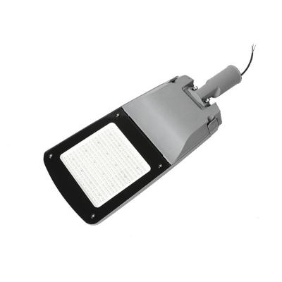 Cina 8 kg Peso del prodotto 4000K 30W SMD Street Light Round LED Street Garden Light Fixture in vendita