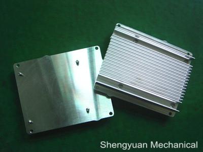Cina Dissipatore di calore di alluminio lavorante dell'estrusione di precisione su ordinazione di CNC con il rivestimento di conversione in vendita