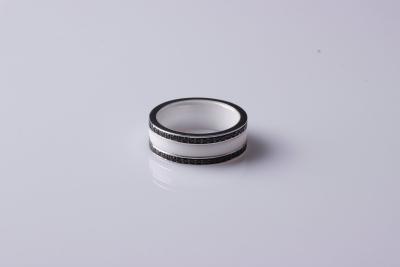 China Ladies 925 Sterling Silver Rings With White Ceramic And Black Stone For Gift CSR0879 for sale